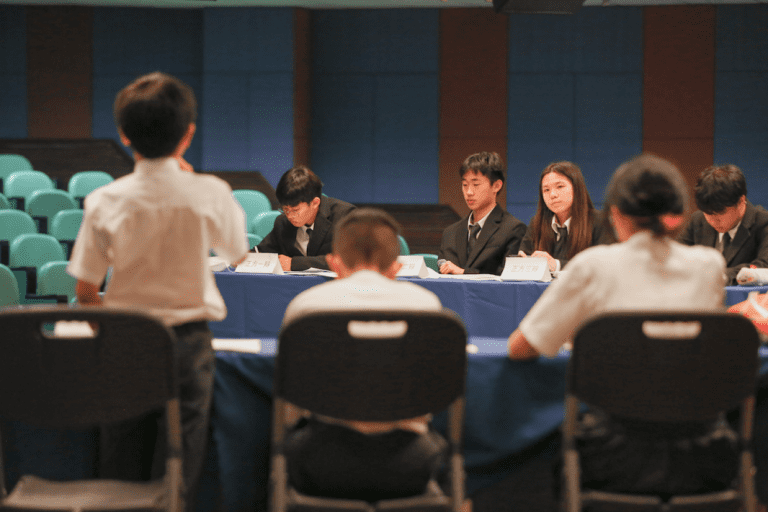 SSIS Hosts Chinese Debate Competition - Shanghai Singapore ...